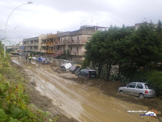 Alluvione di Messina, le tragiche immagini del disastro di tre anni fa ...