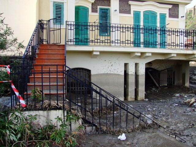 Alluvione di Messina, le tragiche immagini del disastro di tre anni fa ...