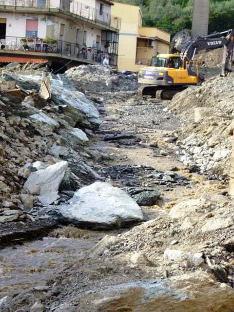 Alluvione di Messina, le tragiche immagini del disastro di tre anni fa ...