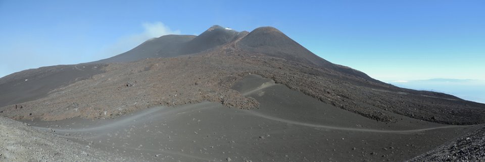 Etna, la spettacolare foto del vulcanologo Boris Behncke dopo l ...