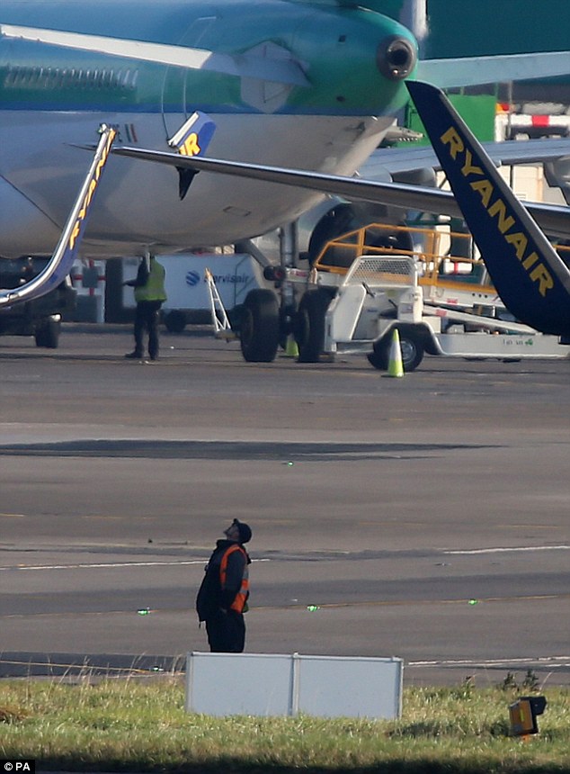 Dublino: incredibile incidente tra due Boeing 737 Ryanair [FOTO e VIDEO]