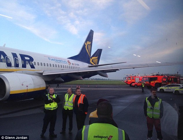 Dublino: incredibile incidente tra due Boeing 737 Ryanair [FOTO e VIDEO]