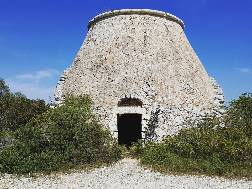 Take walks in Frigole: un percorso a piedi alla scoperta dei siti di ...
