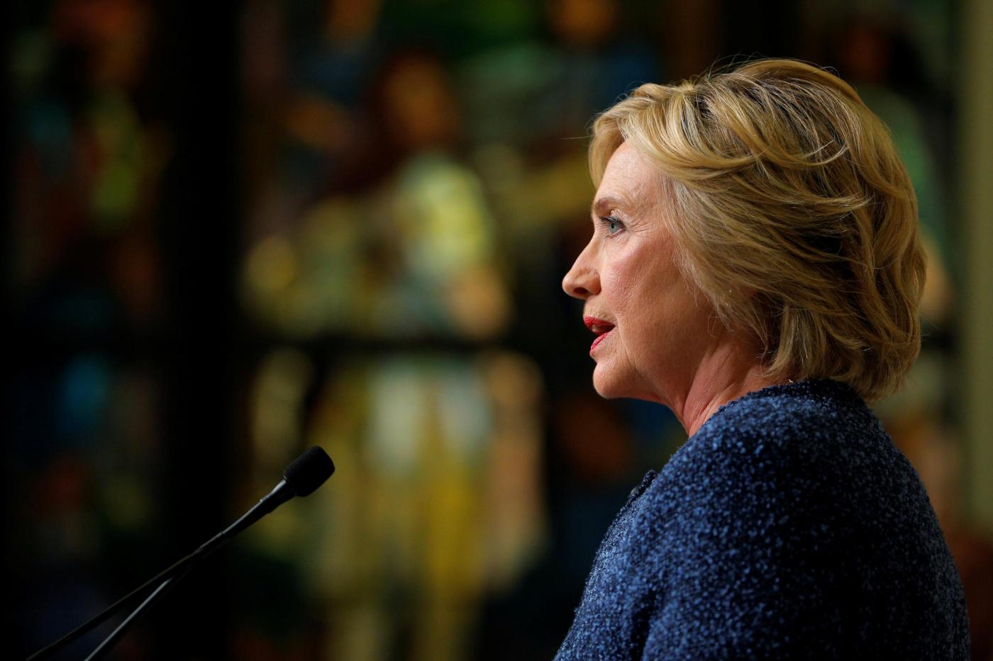 USA: Hillary Clinton "in buona salute, adatta a fare il presidente"
