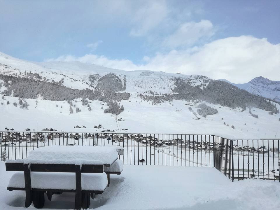 Freddo e neve sulle Alpi: che spettacolo a Livigno, temperatura a -16°C ...