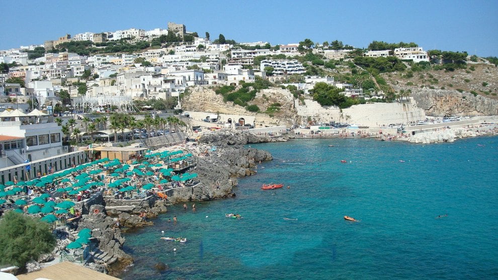 Castro: un borgo ricco di storia e attrattive turistiche [GALLERY]