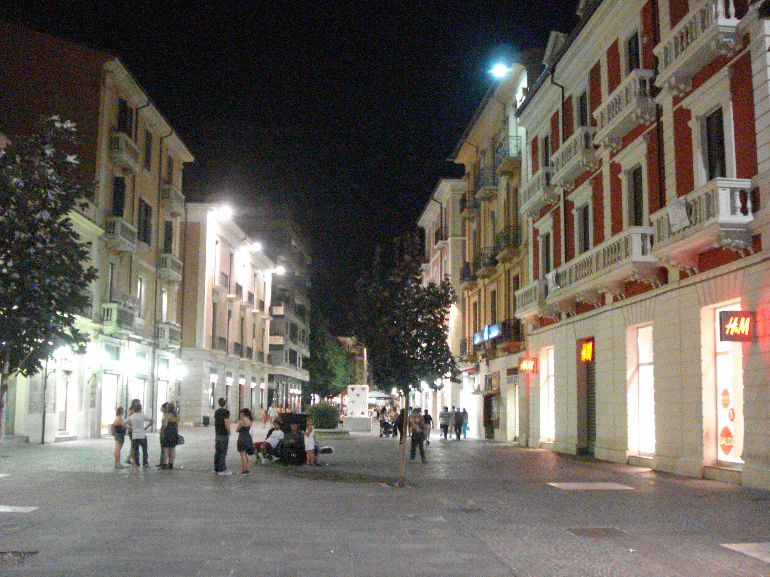 Turismo, Cosenza: presentata la guida "ViaggiArt"