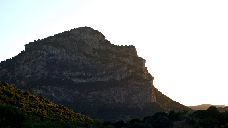 Cagliari: il suggestivo spettacolo del tramonto dal Monte Lora, "La ...