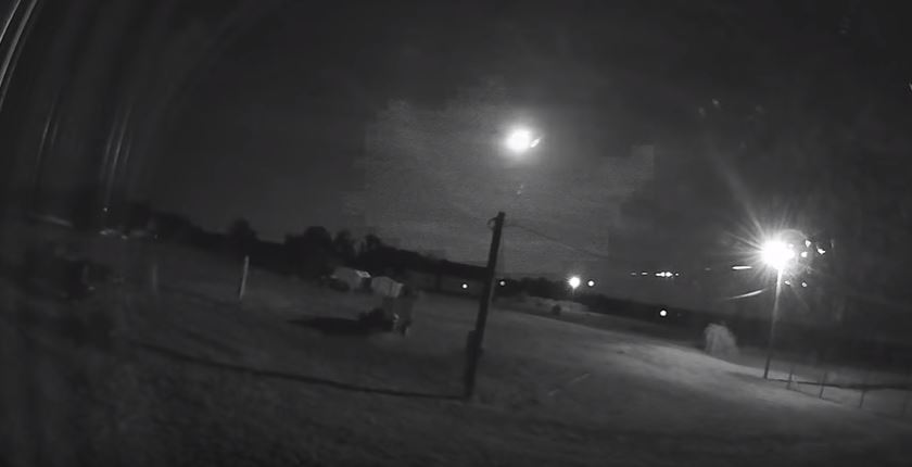 Bolide dal bagliore accecante "catturato" dalla NASA [VIDEO]