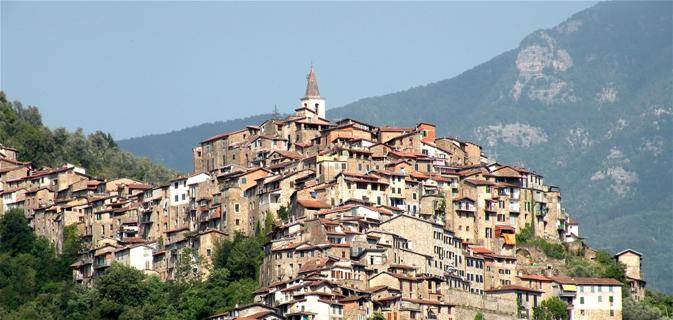 Triora: viaggio nel borgo delle streghe [GALLERY]