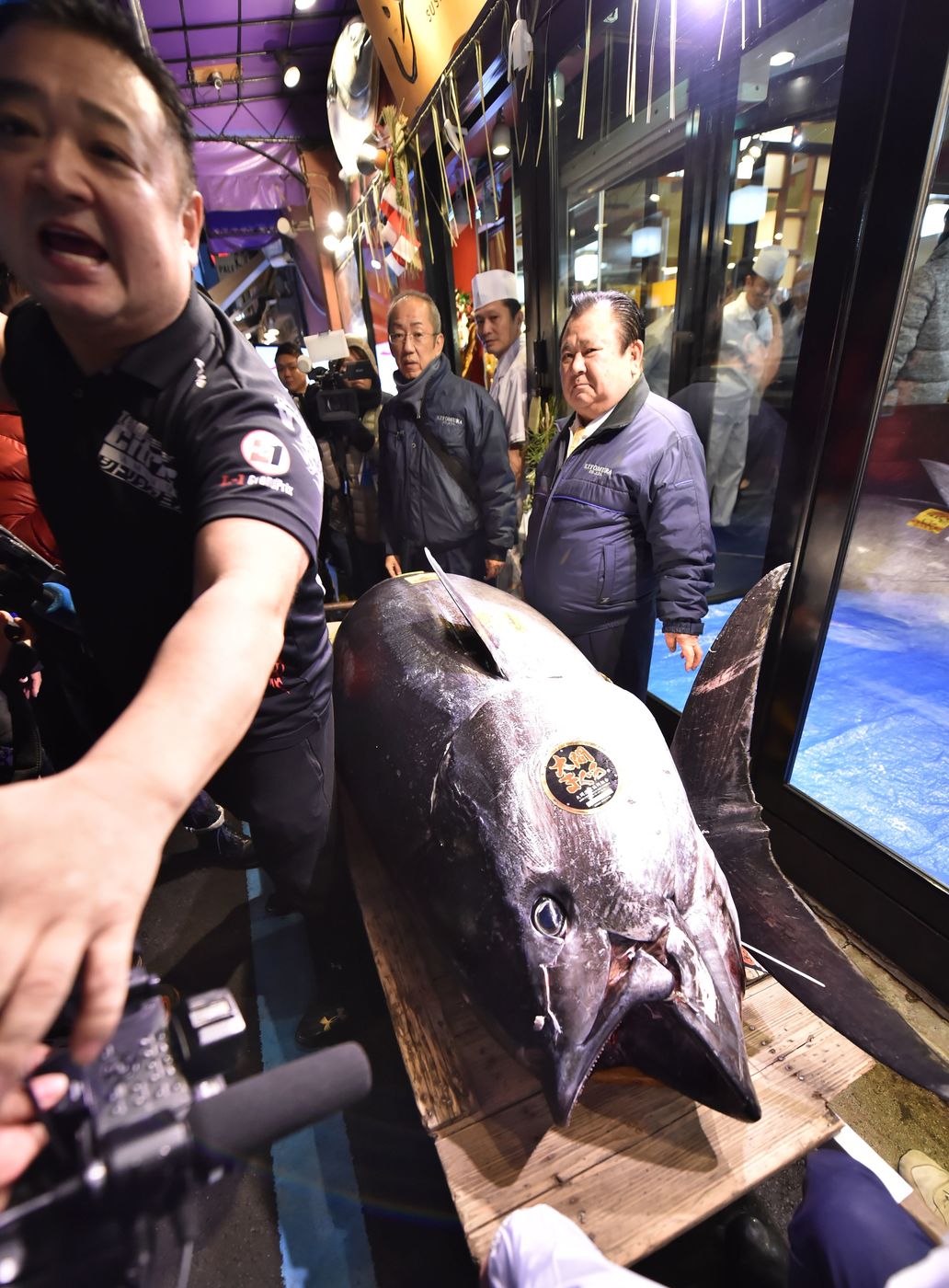 Tokyo, tonni da record al nuovo mercato del pesce di Toyosu [GALLERY]