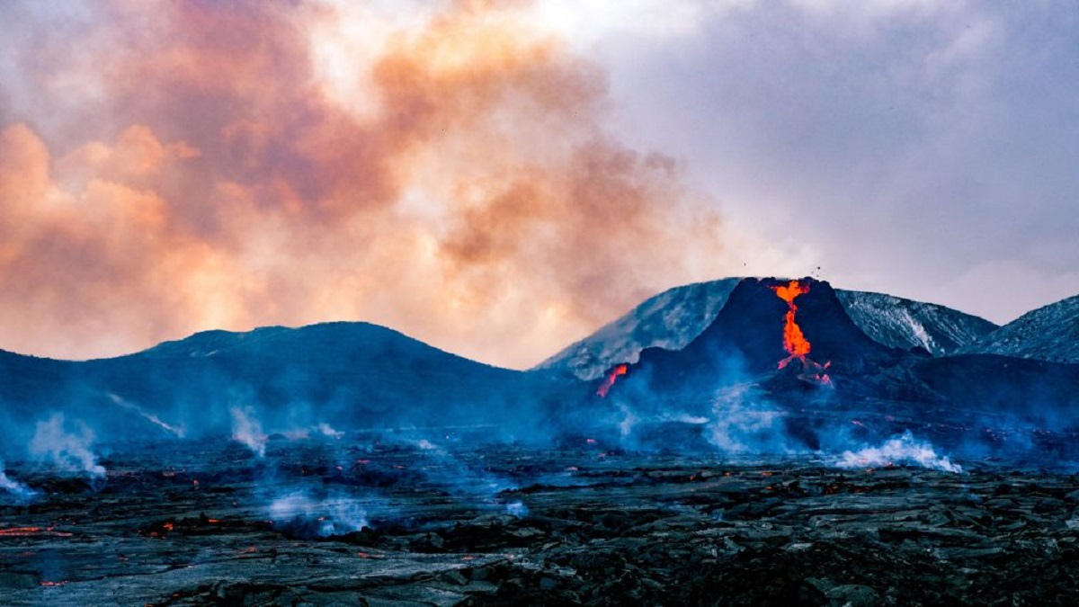 Islanda, prosegue l’eruzione del vulcano Fagradalsfjall: FOTO e VIDEO ...
