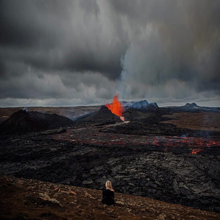 Islanda, l’eruzione del vulcano Fagradalsfjall diventa più esplosiva ...