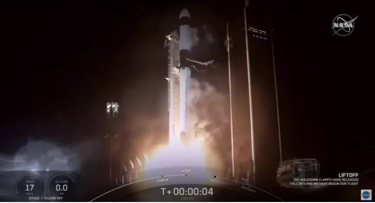 SpaceX ha lanciato la capsula Cargo Dragon 2: rifornimenti ed ...