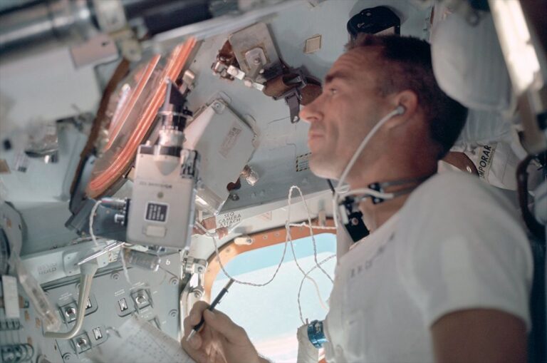 Il 22 ottobre 1968 l’ammaraggio dell’Apollo 7, il rilancio della corsa ...