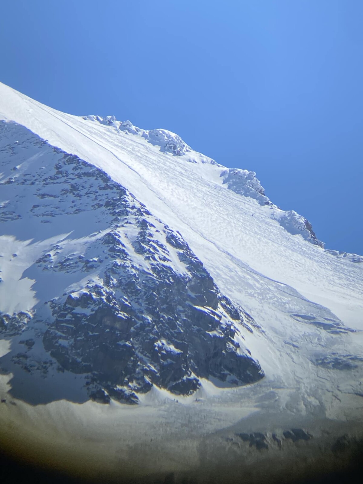 Valanga sulle Alpi in Francia: trovata la sesta vittima | FOTO e VIDEO