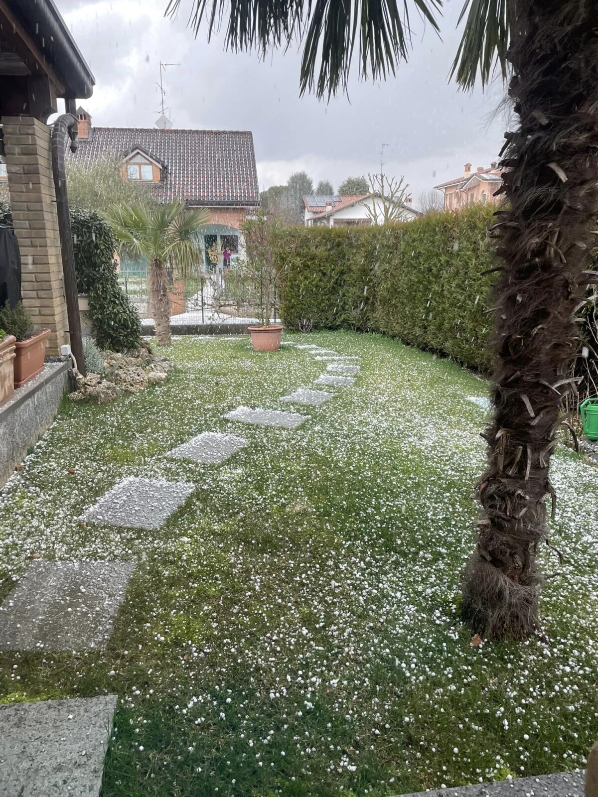 Maltempo, forti temporali al Nord: raro tornado di febbraio in Pianura ...