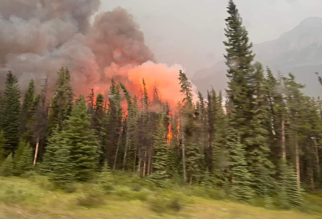 Incendi in Canada, evacuazioni in Alberta: in fiamme il Jasper National ...