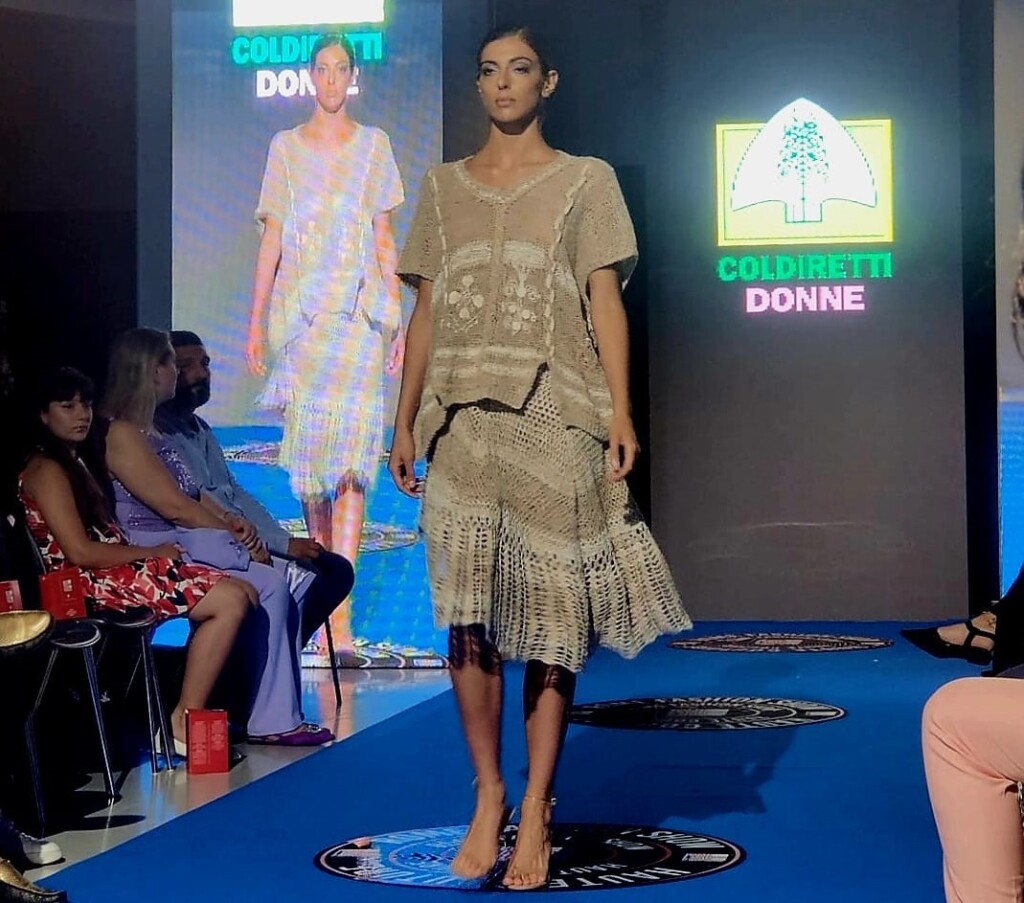 In passerella al Rome Fashion Show le creazioni della moda contadina