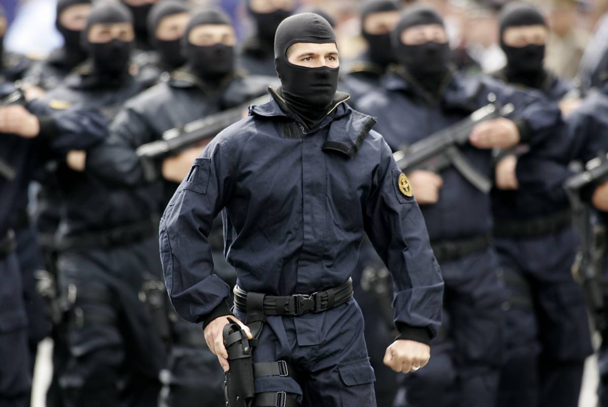 Agenti segreti italiani avvelenati in Tunisia: è giallo