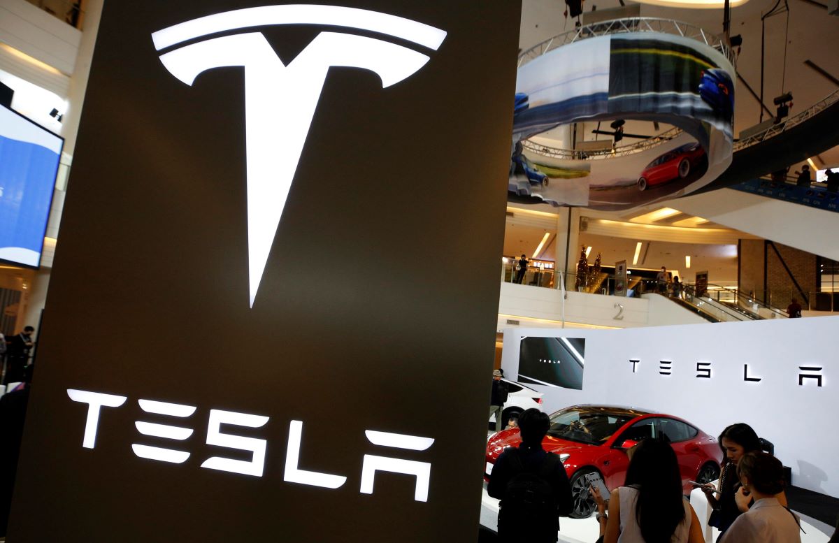 Vola in... Tesla: boom nel terzo trimestre! In arrivo nuovi modelli
