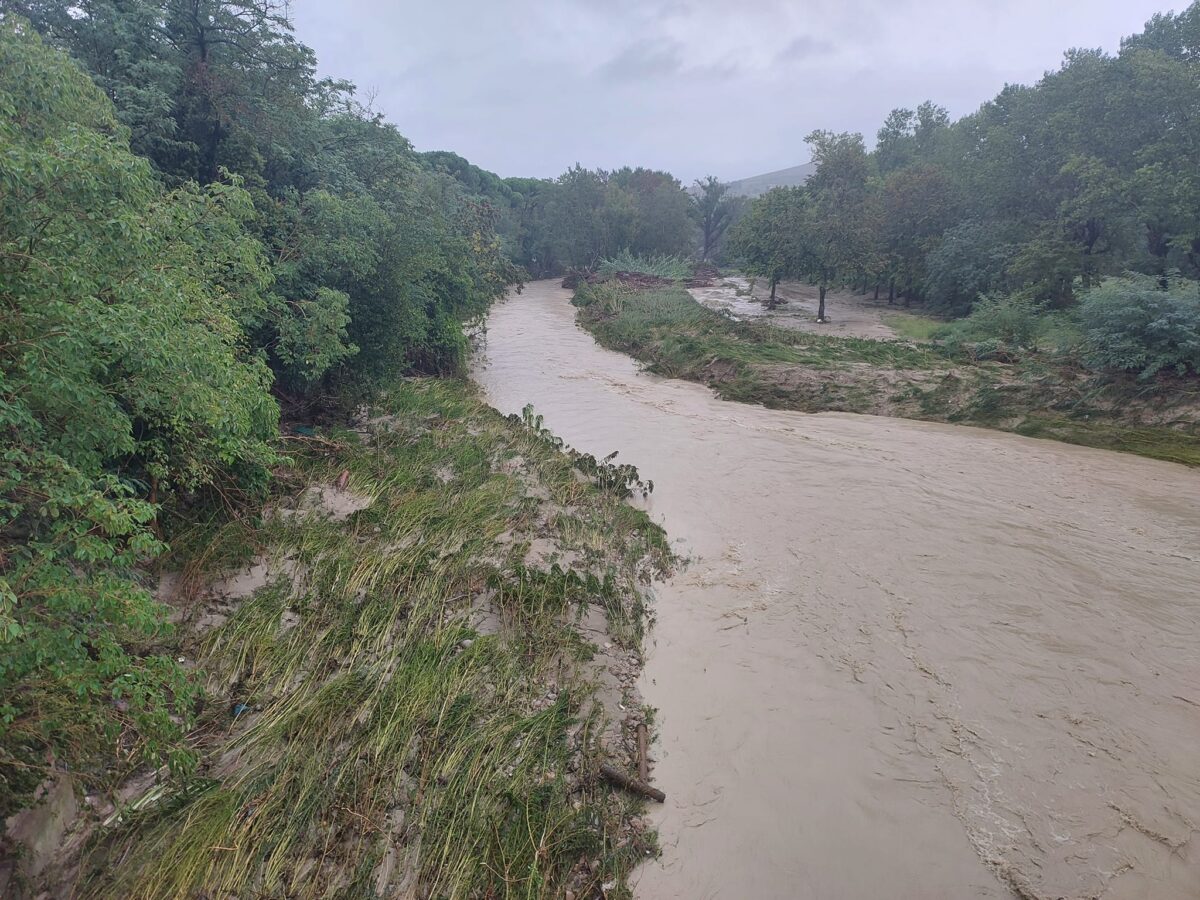 Maltempo Emilia Romagna, prudenza per la piena del Montone