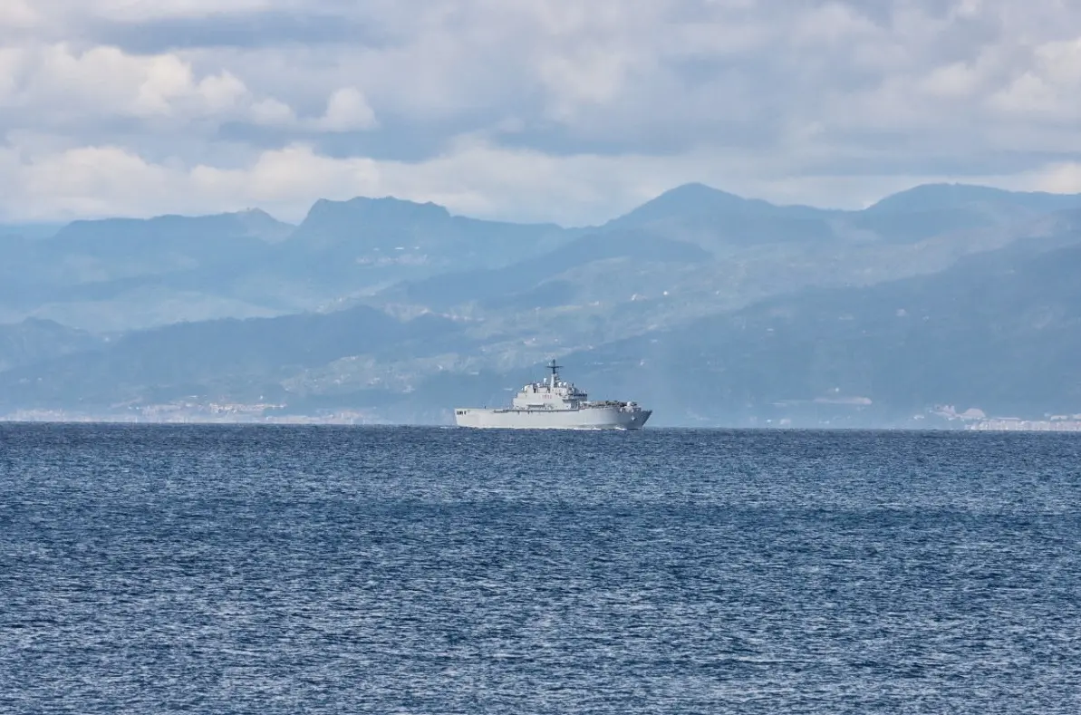 Maxi test della NATO con le navi da guerra della Marina Militare