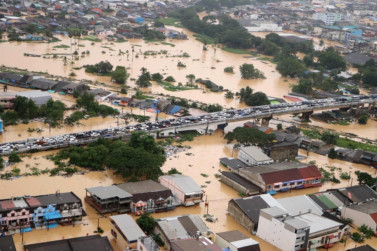 Clima, quando i monsoni incontrano i cicloni: la combinazione fatale ...