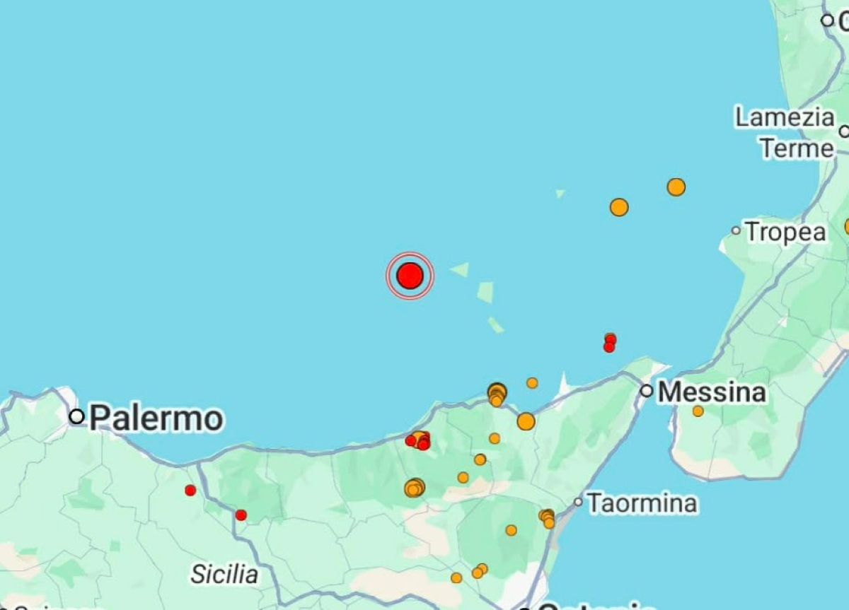 Terremoto Isole Eolie, paura nel Messinese: scossa avvertita sulla ...