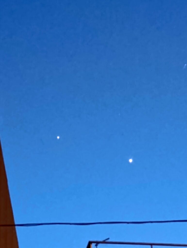Giove e Venere incantano il cielo serale: uno spettacolo visibile a ...