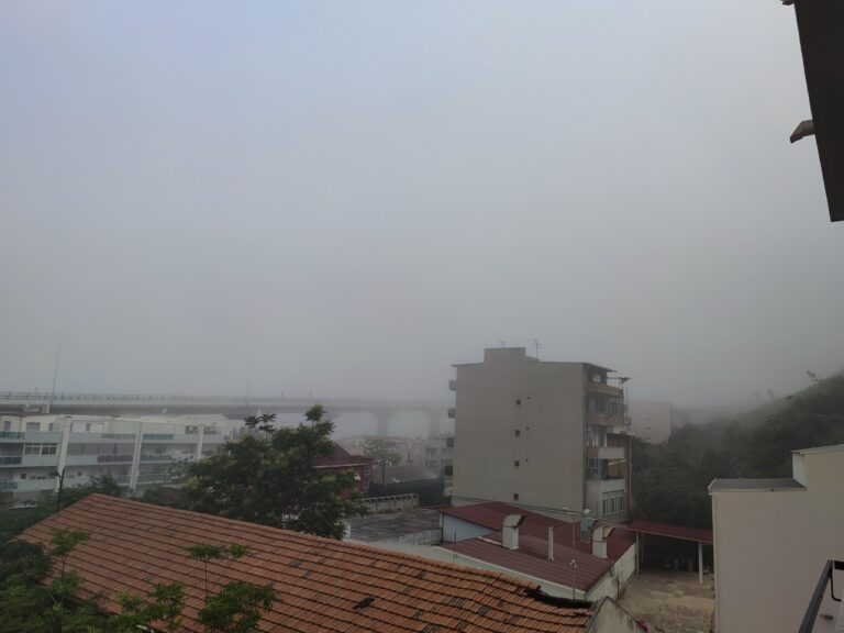 Là dove il mare si fa nebbia: la "Lupa" sorprende lo Stretto di Messina ...